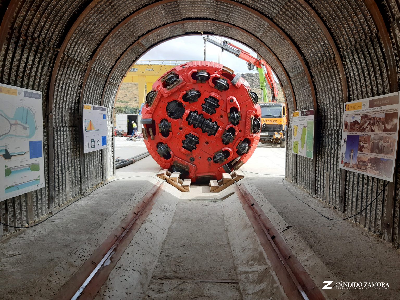 Dovelas prefabricadas - Cándido Zamora